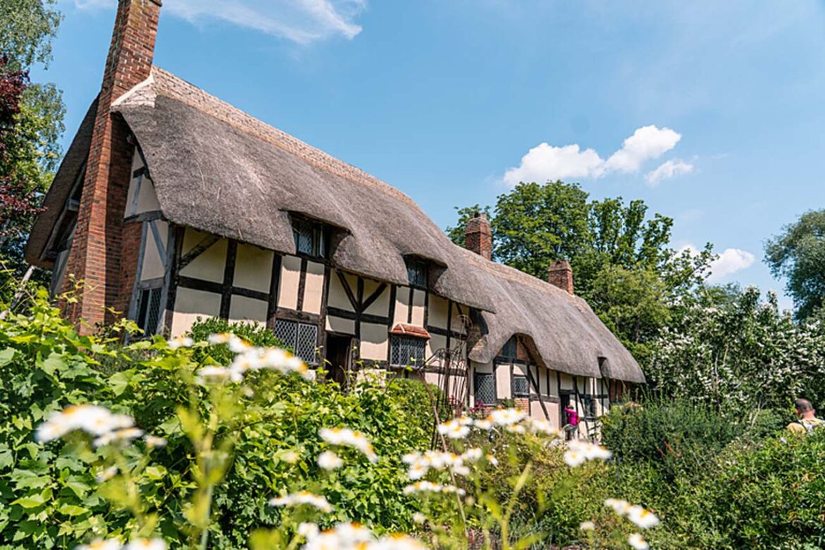 Stratford-upon-Avon: Birthplace of Shakespeare