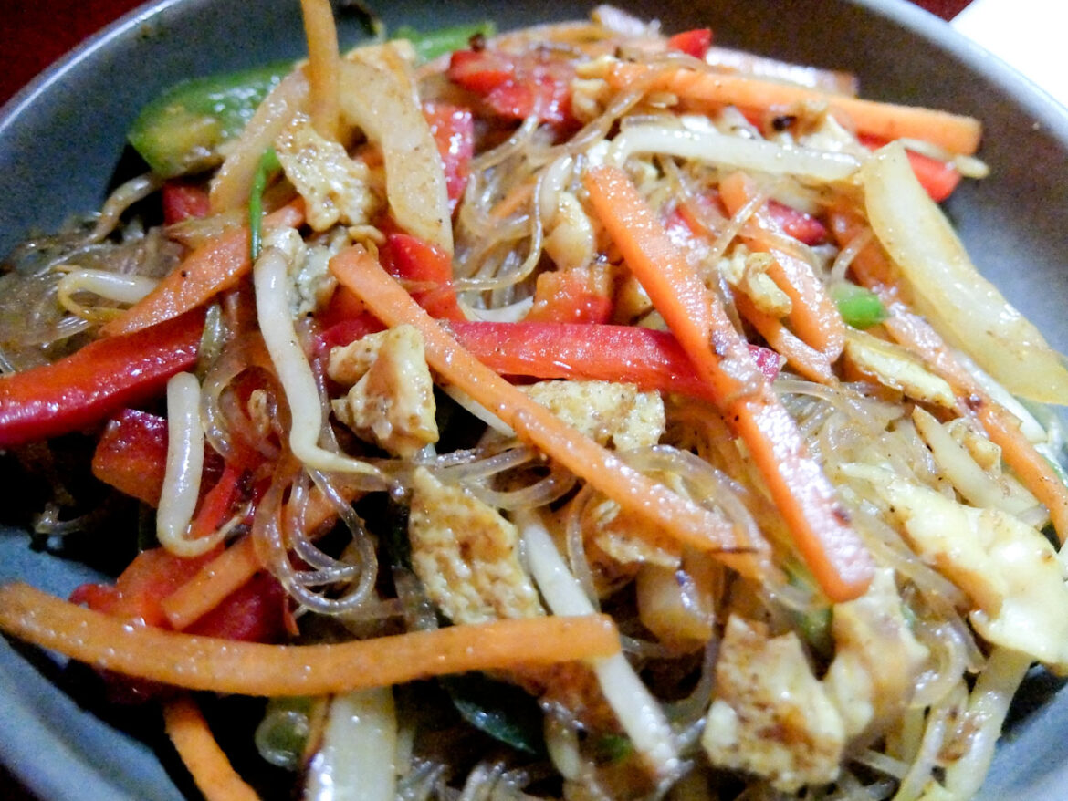 Bar & Restaurant Review: Lucy Wong, Rathbone Place, London