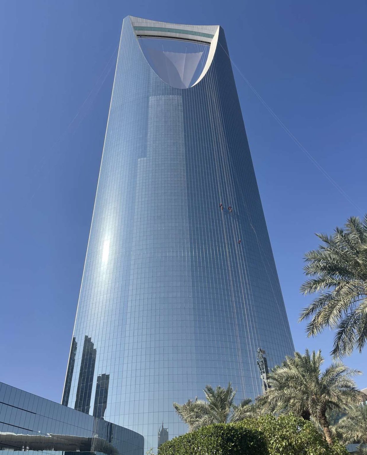 Saudi Arabia: Tourism is now encouraged but what can you expect?