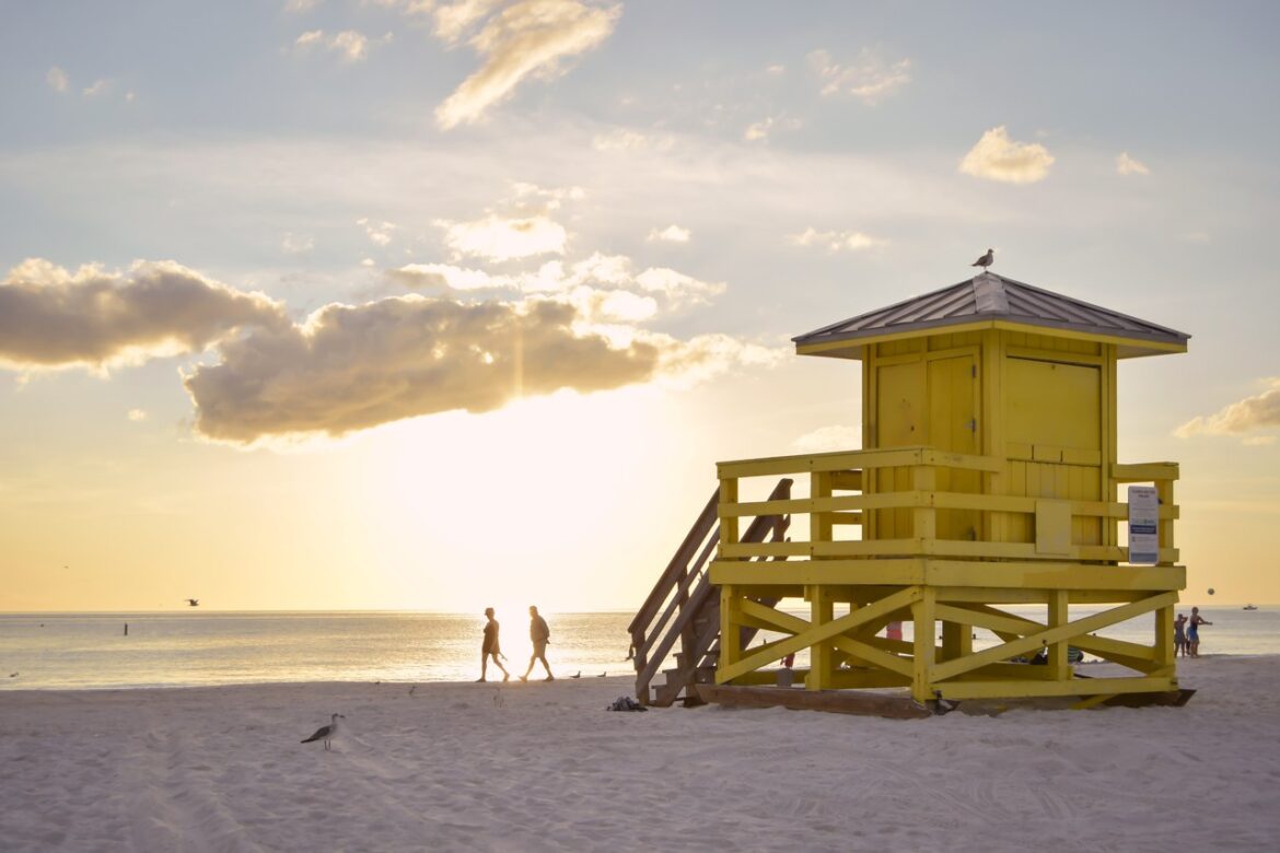 Can Siesta Key Beach in Sarasota on Florida’s Gulf coast improve your ...